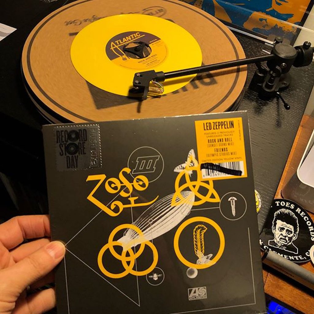 PHOTOS: The Led Zeppelin Record Store Day single has arrived in stores ...