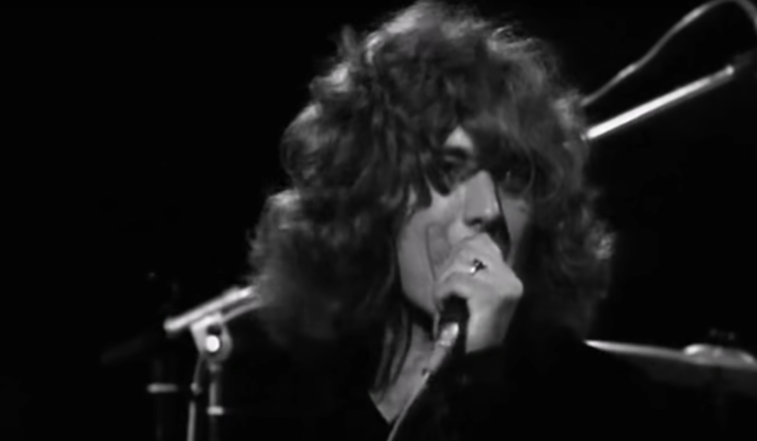 New 'Becoming Led Zeppelin' clip includes incorrect information about a ...